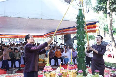 លោក ឃួង ស្រេង ក្រុងពាលីសុំសេចក្ដីសុខទទួលគោរមងារកិត្ដិយស ពុទ្ធមាមកាភិបាល ជូន លោក ហ៊ុន ម៉ា ណែត