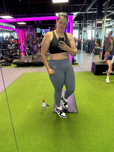Goddess Lucy 🇬🇧 On Twitter I Dont Care About You Just Whats In Your Bank Account Findom