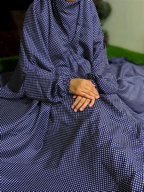 Namaz Chaddar With Sleeves N Niqab Blue Polka Dots Large Hijabjeez