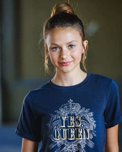 Beautiful Elyse Relysejhbu