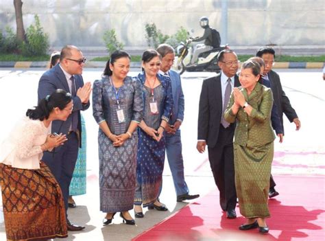 សម្តេចកិត្តិសង្គហបណ្ឌិត ម៉ែន សំអន ផ្តល់អានុសាសន៍ ៨ចំណុច ក្នុងឱកាសខួបលើកទី៧៤ ទិវាកុមារអន្តរជាតិ