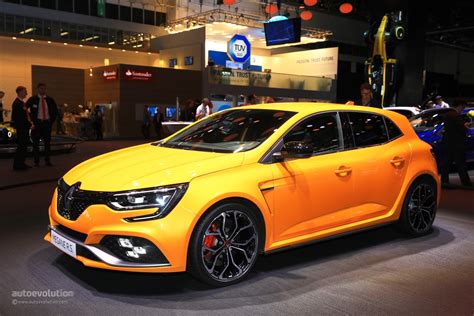 2018 Renault Megane Rs Is The Best Hot Hatchback At Iaa 2017