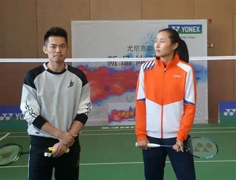 国羽王仪涵，曾与林丹交情深，姐弟恋丈夫名字难认，两人生日同天