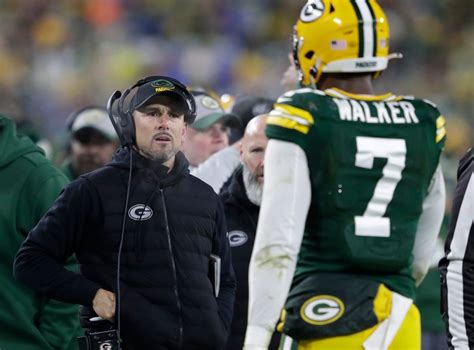 Packers Lb Quay Walker Apologizes For Shoving Trainer National