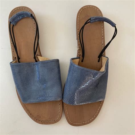 Vero Cuoio Shoes Vero Cuoio Blue Metallic Flat Sandals 9 Poshmark