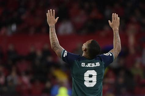 Arteta confirma nova lesão de Gabriel Jesus