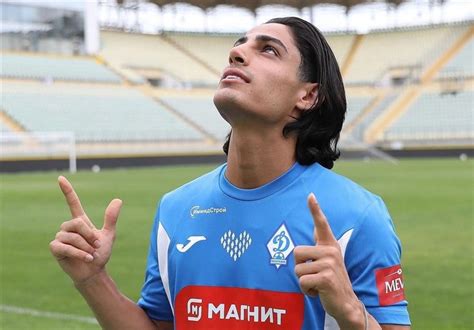 فوتبالی‌ترین تصمیم حسین‌نژاد برای ادامه فوتبالش؛ بازی در اروپا