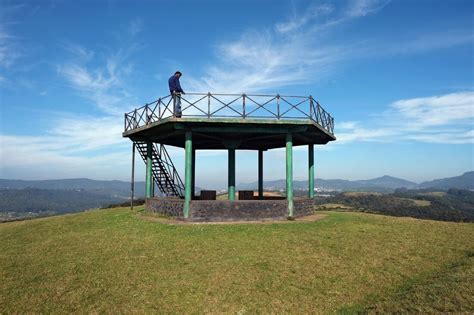 Moon Plains Near Nuwara Eliya Lanka Excursions Holidays