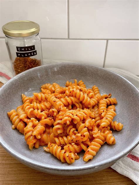 15 Minute Creamy One Pot Pasta — Becca Loveless
