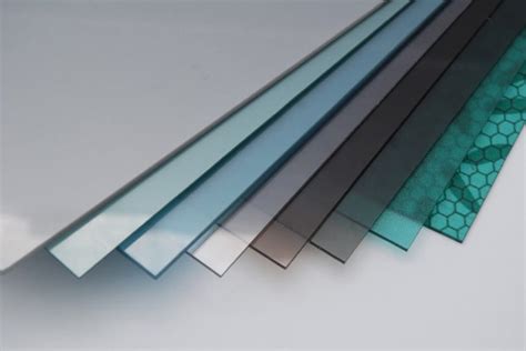 Có nên lợp mái che lấy sáng polycarbonate không Tìm hiểu