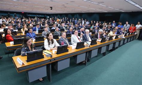 Marielle deputados pedem vista e adiam análise sobre prisão de Brazão