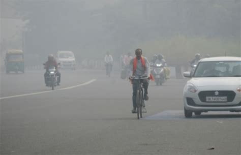 Delhi Air Quality Severe Doctors Warn Against Prolonged Exposure