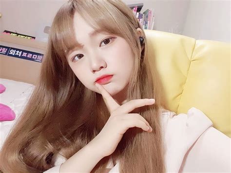 좋아요 10천개 댓글 124개 Instagram의 진자림jinjalim72님 예쁜 여자 얼굴 얼굴 사진