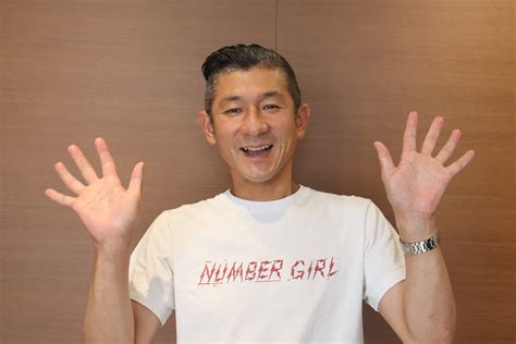 笑い飯・哲夫が明かす仏教に熱狂した理由「ブッダに人間味を感じる」 Entame Next アイドル情報総合ニュースサイト