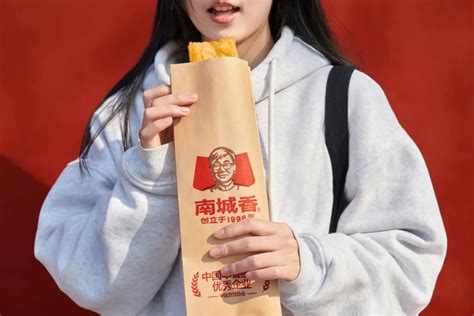 快餐坪效王，环环相扣，节节生利｜南城香x小马宋案例复盘 脉脉