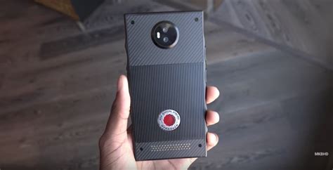 First Look At The Red Hydrogen One Holographic Smartphone