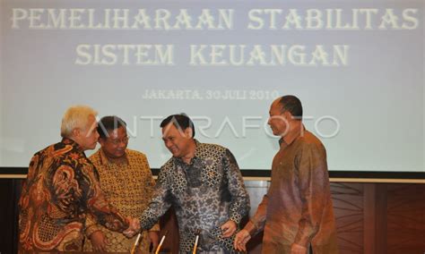 STABILITAS SISTEM KEUANGAN ANTARA Foto