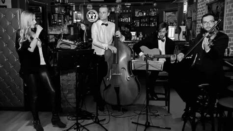 Santa Claus Is Coming To Townhot Club De Cluj And Andrada Codorean Youtube