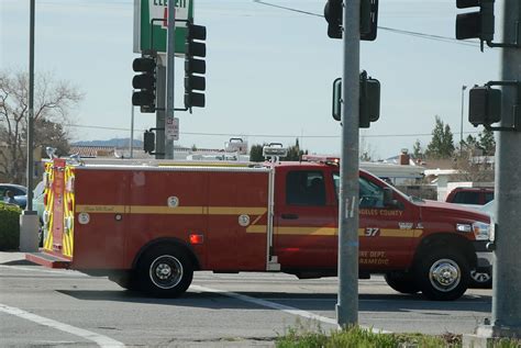 Los Angeles County Fire Department Lacofd Rescue Squad 3 Flickr