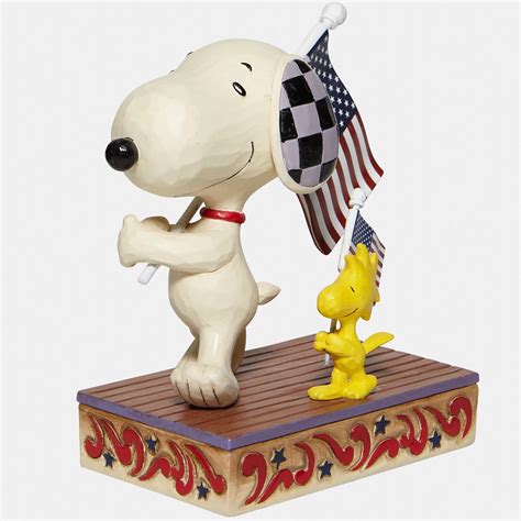 Peanuts Snoopy And Woodstock With Flags Glory March By Jim Shore Statue