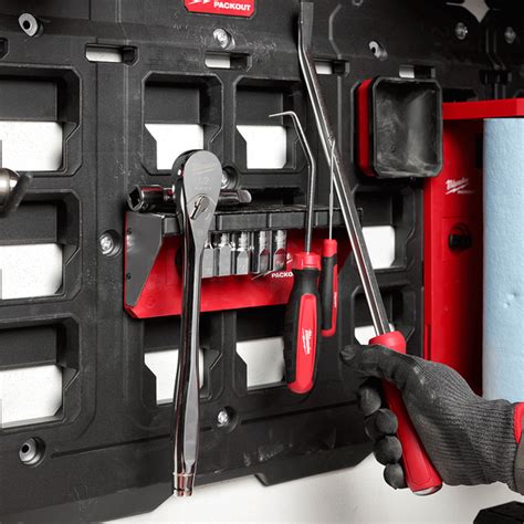 Milwaukee Packout™ Magnet Rack 48228346 Milwaukee Tool Australia