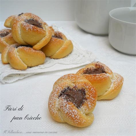 Fiori Di Pan Brioche Con Crema Di Nocciole