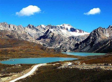 巴塘旅游景点 措普沟风景区 巴塘的景点 大山谷图库