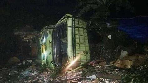 Kecelakaan Maut Di Jalur Gekbrong Cianjur Truk Seruduk Motor Dua Tewas TribunNews