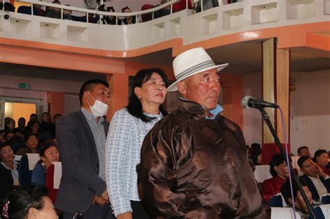 Монгол Улсын Их Хурлын дарга Д Амарбаясгалан Увс аймагт ажиллаж байна