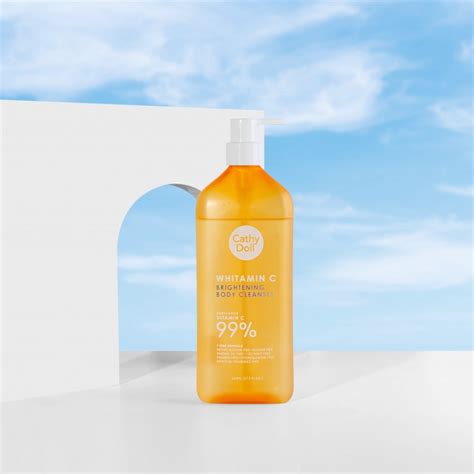 Cathy Doll ไวท์ทามินซีไบร์ทเทนนิ่งบอดี้คลีนเซอร์ 520ml เคที่ดอลล์