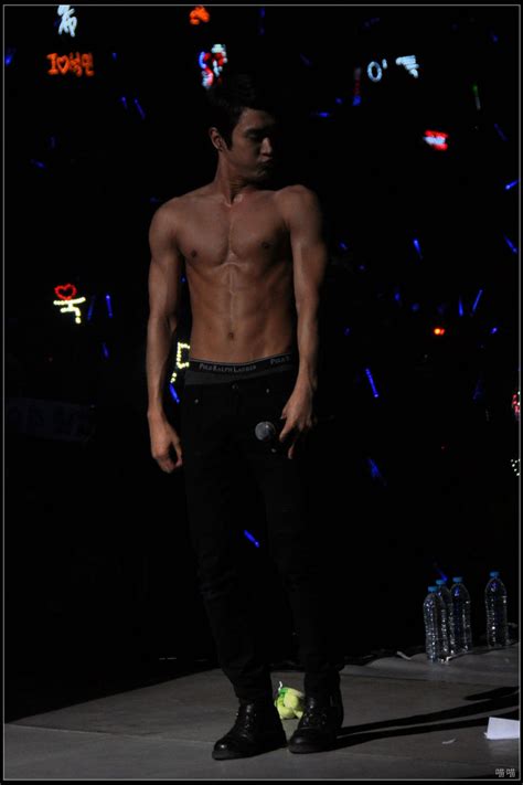 Choi Siwon Shirtless Tumblr
