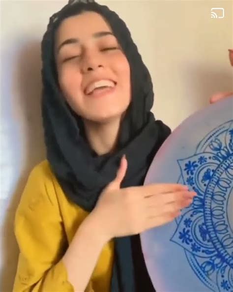 اهنگ خواندن دختران افغان در واکنش به ممنع ساختن آواز زن توسط رهبر تا