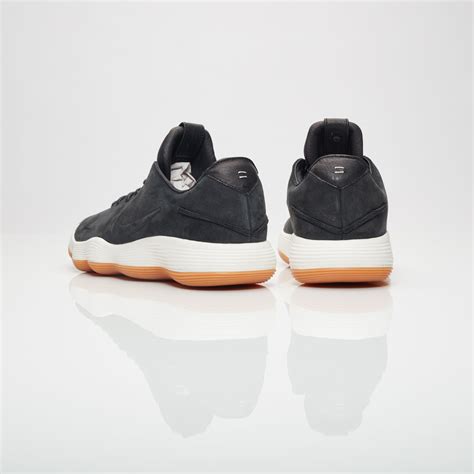 The Nike React Hyperdunk Low 2017 Lmtd Lands Overseas Weartesters