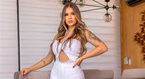 Modelo De Anos Morta A Tiros Pelo Ex Namorado Em Apartamento Em