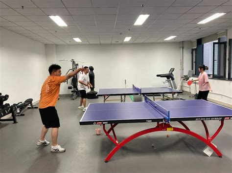我院举办“ ‘乒搏不止 生命不息 ”乒乓球赛 马克思主义学院