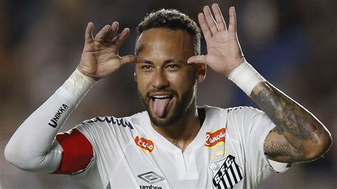 Lets Take It Easy Neymar Explains Why He Only Signed Six Month
