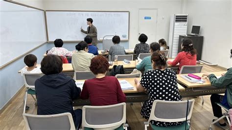 만학도 도움주는 야학 서울샛별학교현실적 어려움은