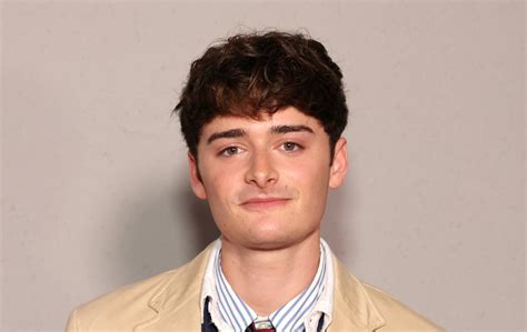 Stranger Things Noah Schnapp Says Wills Coming Out As Gay Is Not One