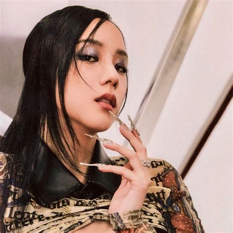 Jisoo Selca ♡ 지수 Save Follow 🎧