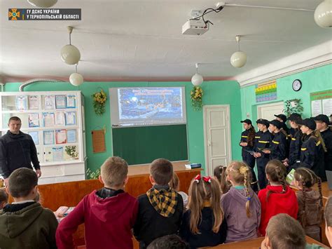 Сьогодні працівники Кременецького районного управління разом з дружиною юних рятувальників