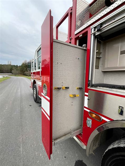 2010 Pierce Saber Puc Pumper Used Truck Details