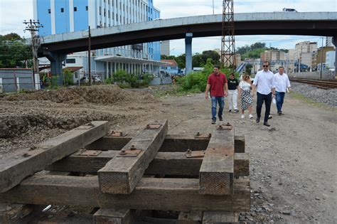 Representantes Da Prefeitura De Barra Mansa E Senac Vistoriam área Do