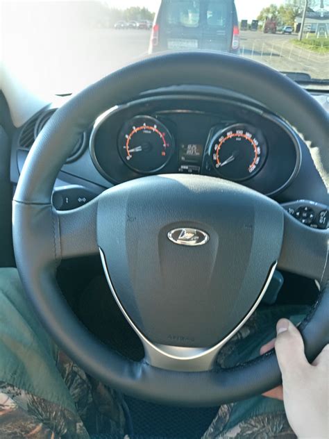 Оплётка руля — Lada Гранта Лифтбек (2G), 1,6 л, 2023 года | тюнинг | DRIVE2
