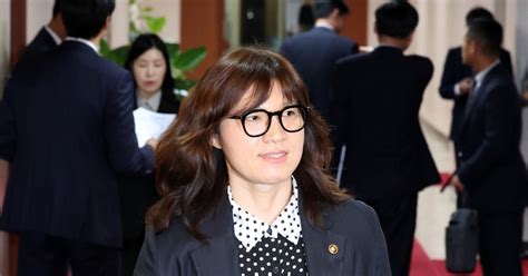 장미란 문체 2차관 재산 69억정기석 건보공단 이사장 91억