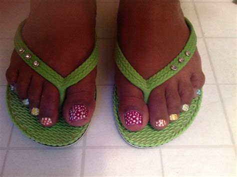 Pin By Lorena Robinson On Toenail Ideas Womens Flip Flop Women Flip