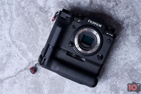 They've Cranked the XT3 up to 11!: Fujifilm XT4 Review