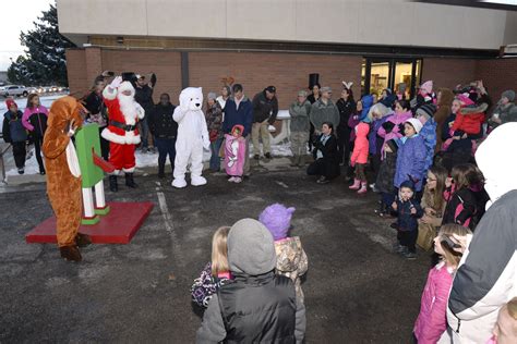Hill Afb Hosts Tree Lighting Ceremony Hill Air Force Base Article