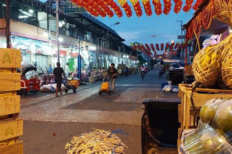 Foto Sosiolog Kuli Panggul Jadi Ironi Di Tengah Pejabat Yang Pamer Kemewahan