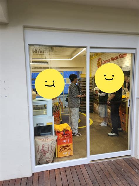 슈카 팝업 후기 ㅡ 슈카는 롱런 한다 유머움짤이슈 에펨코리아