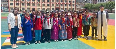 教育帮扶手拉手 民族团结心连心小学东区迭部县